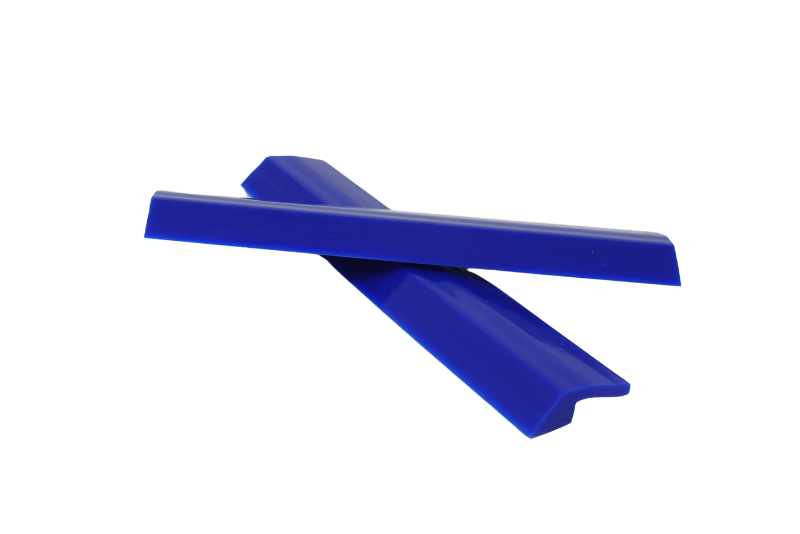 Maxi Tip 1 Blue Scraper Blade - C.M. Products | Conveyor Belts ...